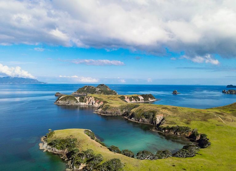 Rangiahua-Island-11 – Two At Sea